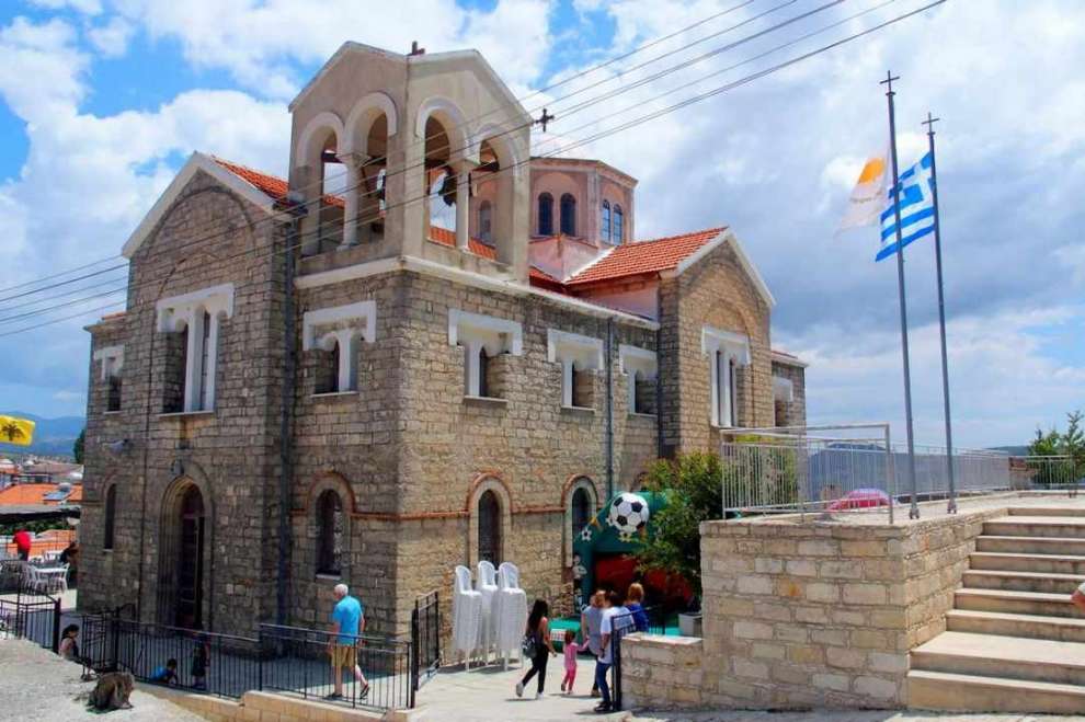 Το χωριό Δορά Λεμεσού - Γραφικά δρομάκια, αναπαλαιωμένα σπίτια ...