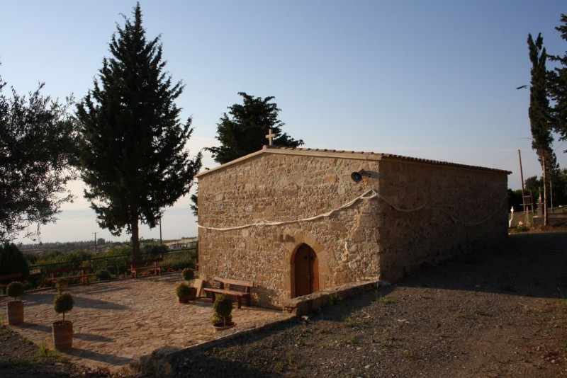Tο Eξωκλήσι της Αγίας Βαρβάρας στην Αργάκα - Η Προστάτιδα της ...