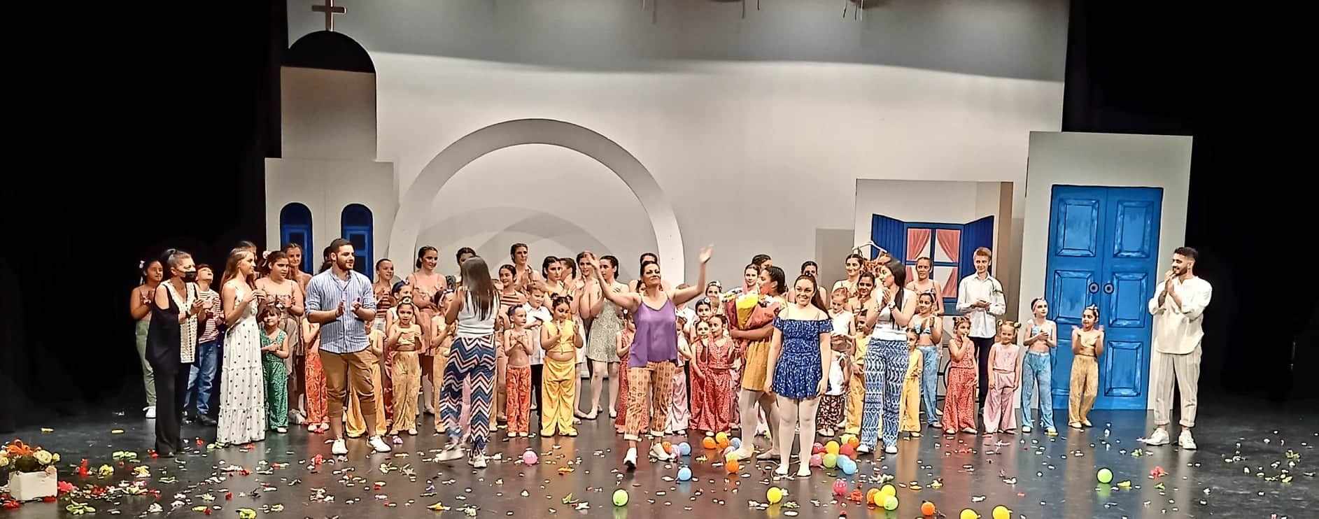 Mama Mia μάγεψε τους θεατές στο Μαρκίδειο θέατρο της Πάφου - Με την ...