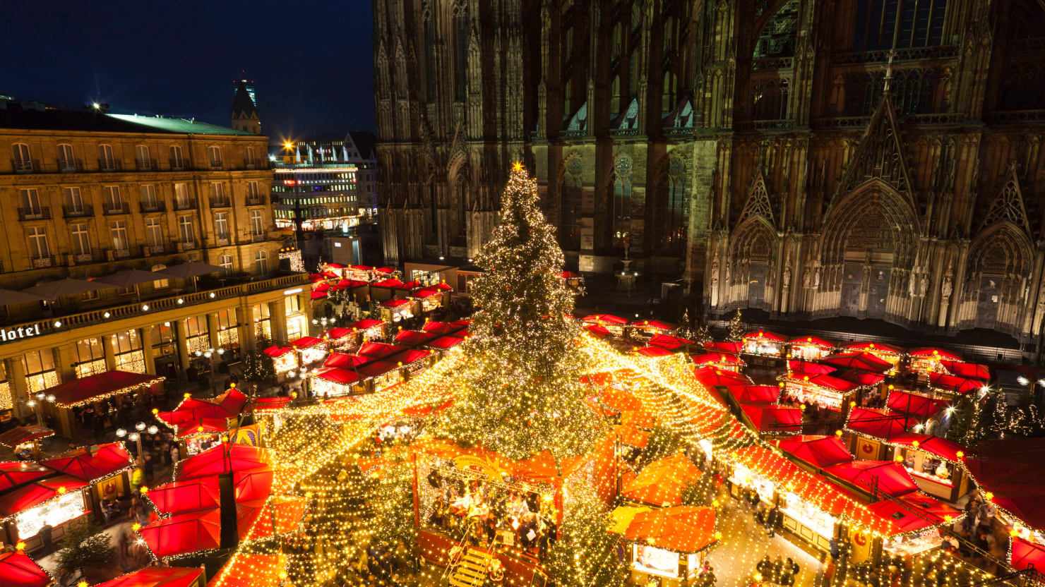 Χριστουγεννιάτικη Φωταγώγηση, στην Πλατεία του Μεσαιωνικού Κάστρου, στη ...